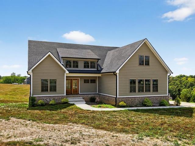 47 Hills Ln, Lancaster, KY 40444
