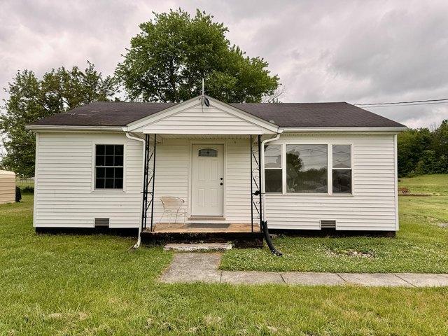 47 Holly Ln, Crab Orchard, KY 40419