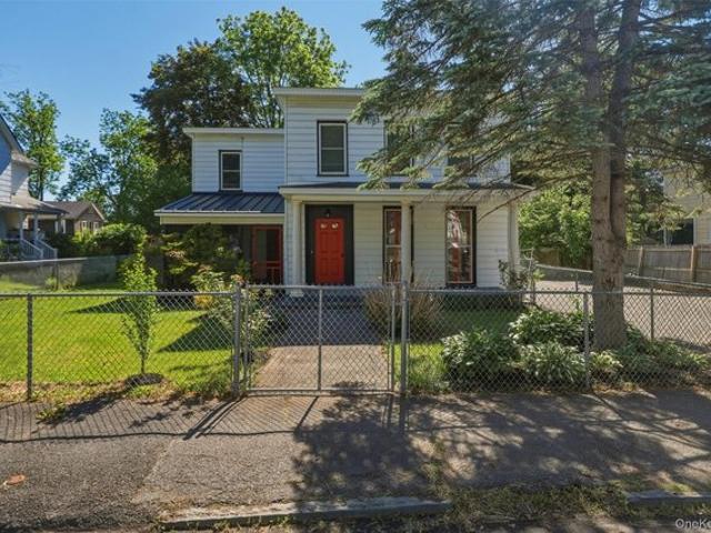 47 Hudson St, Port Jervis, NY 12771