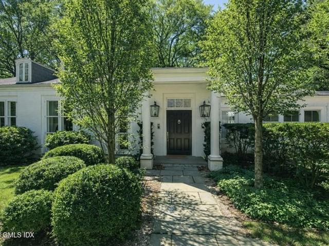 47 Husted Ln, Greenwich, CT 06830