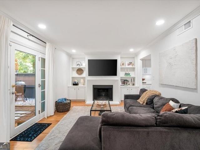 47 Ivy Trl NE, Atlanta, GA 30342