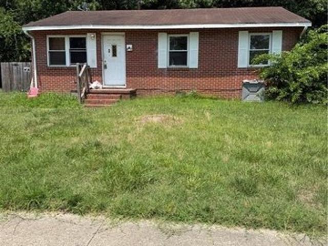 47 Lacrosse St, Hampton, VA 23663