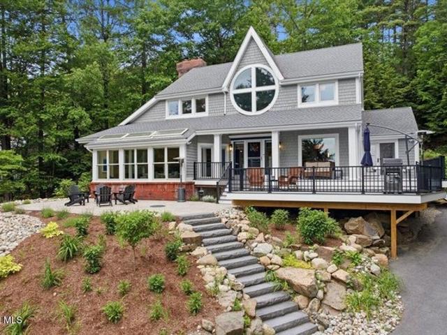 47 Olde Coach Rd, Diamond Point, NY 12824