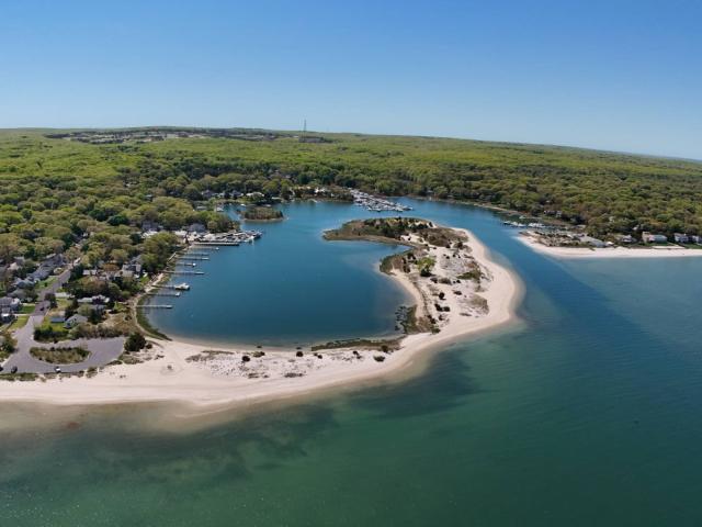 47 Pine Neck Ave, Sag Harbor, NY 11963 | MLS #930226