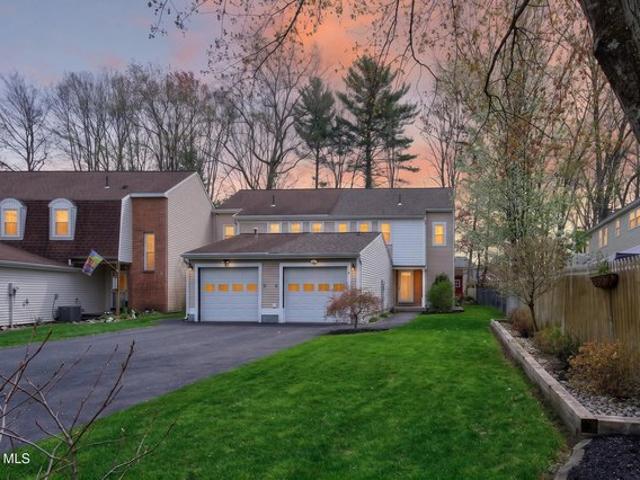 47 Pico Rd, Clifton Park, NY 12065