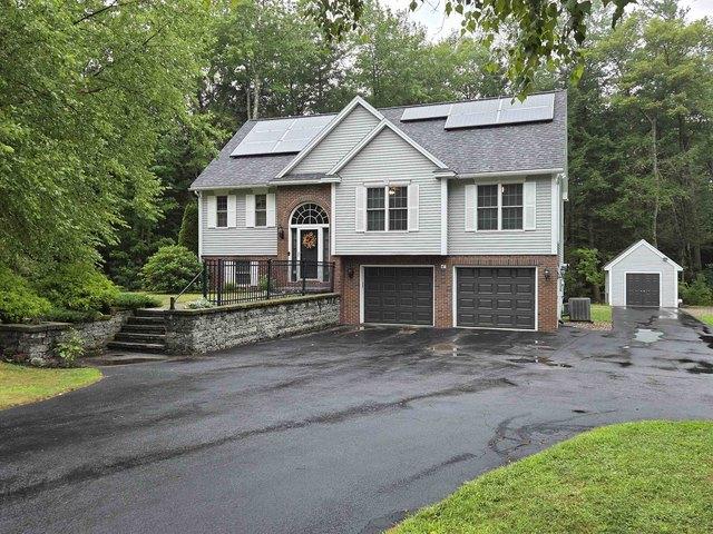 47 Pray St, Rochester, NH 03868