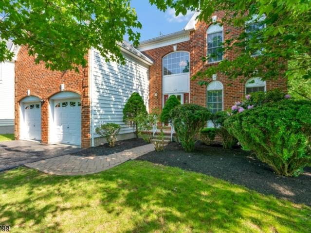 47 Ramapo Dr