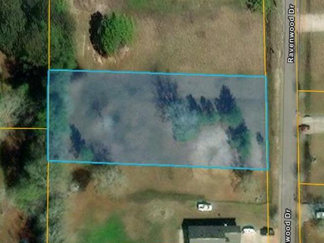 47 Ravenwood Drive
