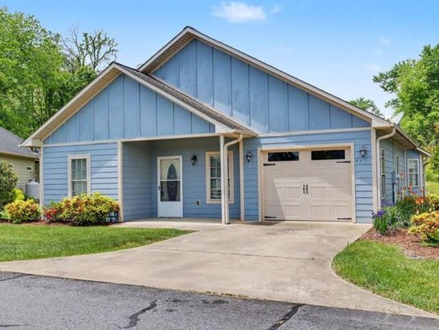 47 Riverwalk Cir, Hayesville, NC 28904