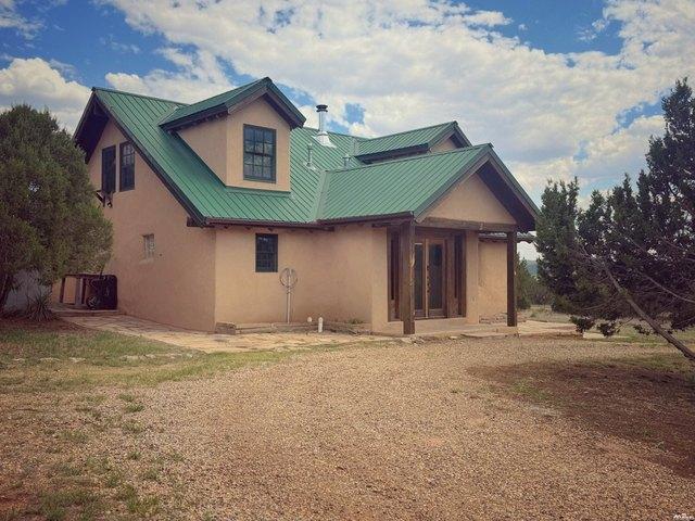 47 Roadrunner Rd, Las Vegas, NM 87701