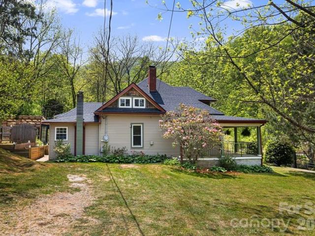 47 Saw Branch Rd, Candler, NC 28715
