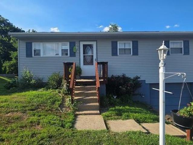 47 Skyvue Ests, Wheeling, WV 26003