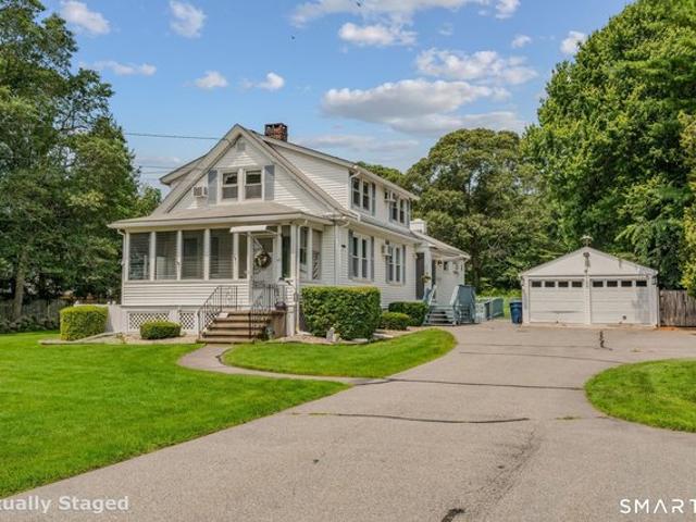 47 Shore Rd, Waterford, CT 06385