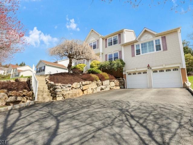 47 Sherbrook Dr