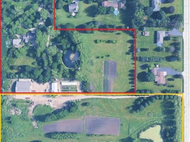 47W975 Lenschow Rd, Hampshire, IL 60140