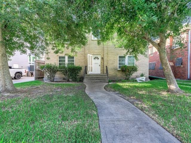4404 Avenue N 1/2, Galveston, TX 77550
