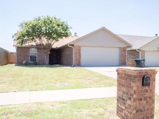 4404 SW Rolling Hills Dr, Lawton, OK 73505