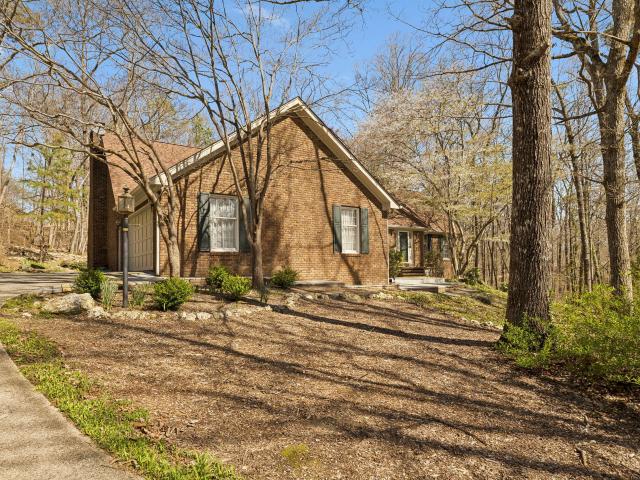 4404 Shadow Way