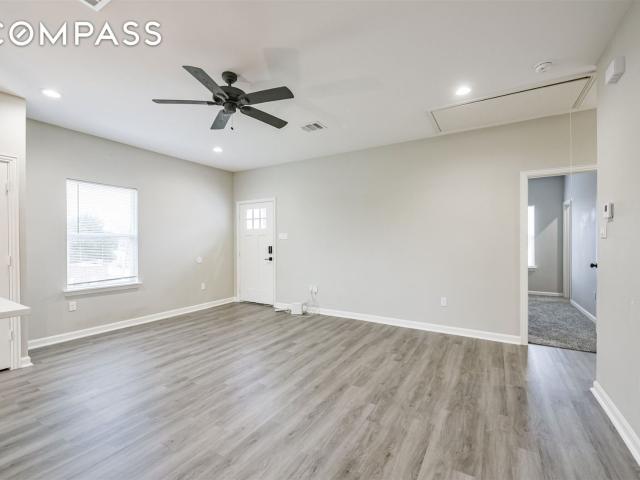 4405 Mallow St A, Houston, TX