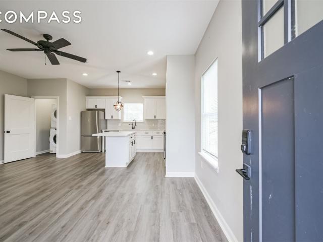 4405 Mallow St B, Houston, TX