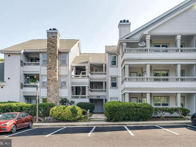 4405 Fair Stone Dr Apt 204, Fairfax, VA 22033
