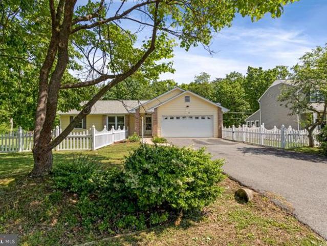 4405 Hilltop Ct, Fredericksburg, VA 22408