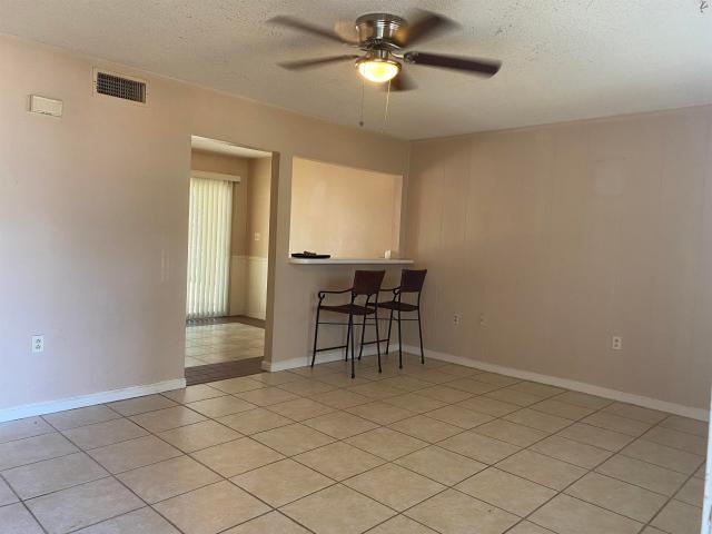 4405 Lakeside Dr