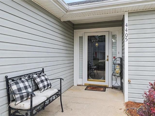 4405 Single Tree Lane