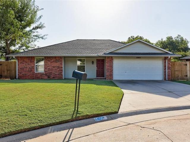 4405 Smoking Tree Dr, Shawnee, OK 74804