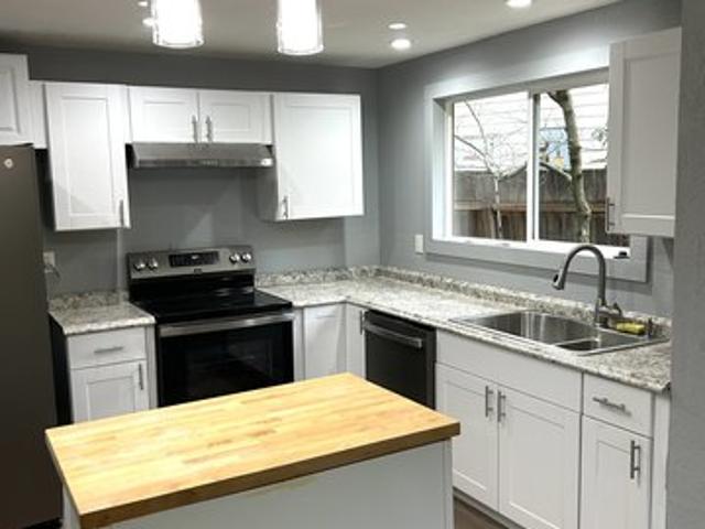 4405 th St SW Apt 1, Mountlake Terrace, WA 98043