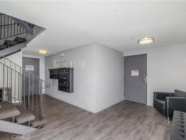 4406 Cahuenga Blvd, Unit 209, Toluca Lake, CA 91602 | MLS #BB26063 | Compass