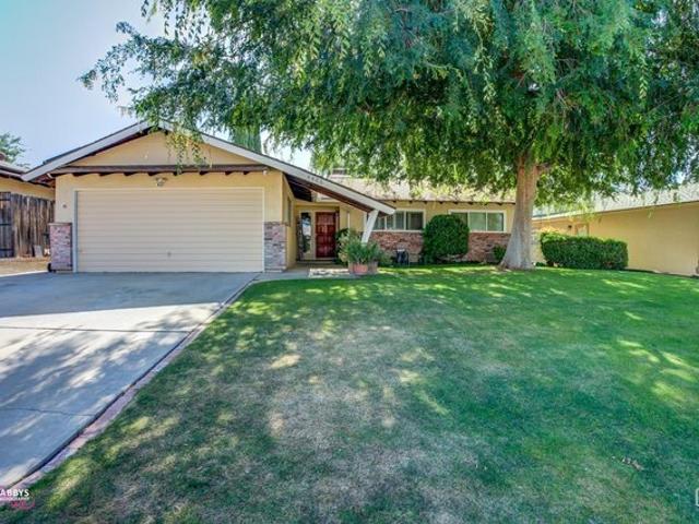 4406 Glencannon St, Bakersfield, CA 93308