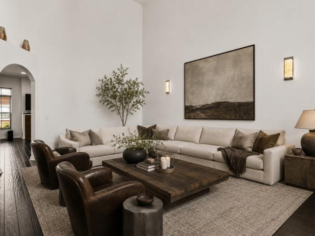 4406 Lainie Circle