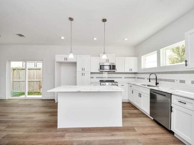 4406 Larkspur St, Houston, TX 77051 | MLS #79370