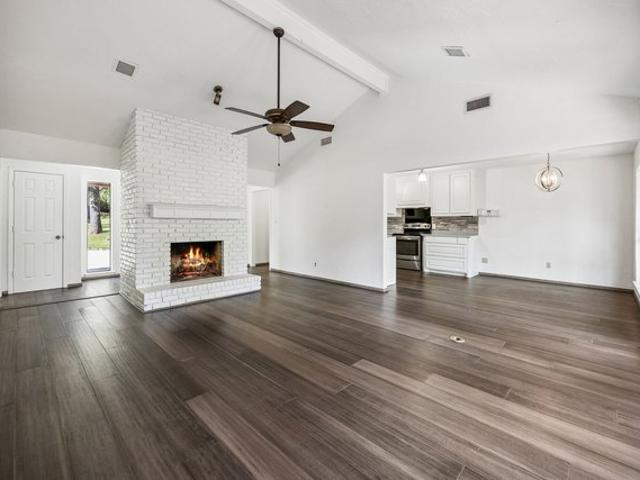 4406 Rain Forest Dr, Arlington, TX 76017