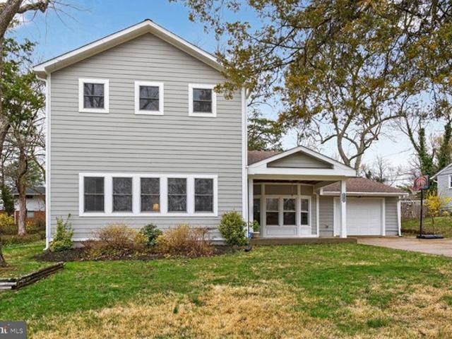 4406 Roundhill Rd, Alexandria, VA 22310