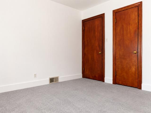 4406 S Second st 1 Bedroom Apartment for Rent at 4406 S 2nd St, Louisville, KY 40214 Wilder Park