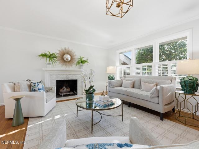 4406 Worth Dr E, Jacksonville, FL 32207 | MLS #2127 | Compass