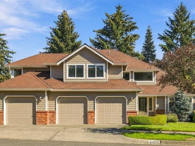 4407 Country Club Dr NE, Tacoma, WA 98422