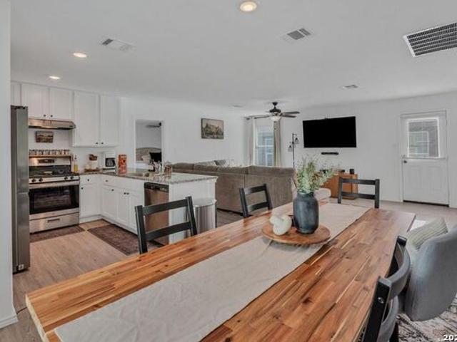 4407 Geyser Lk