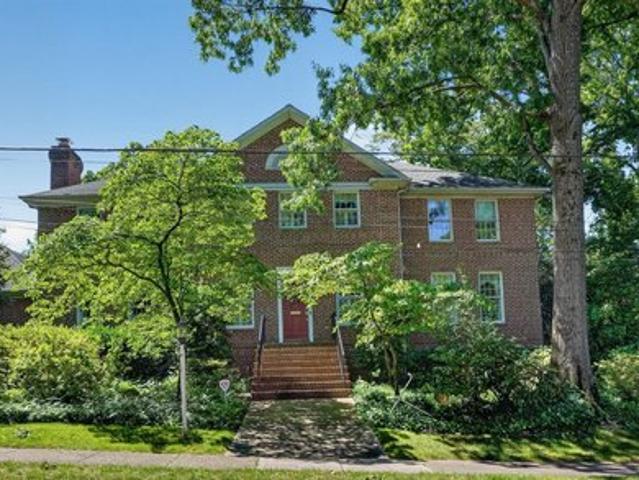 4407 Holly Hill Rd, Hyattsville, MD 20782