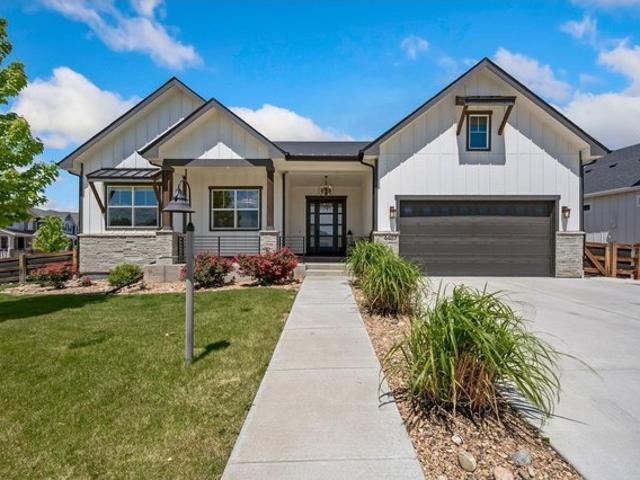 4407 Lake Nakoni Ct, Loveland, CO 80538