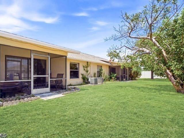 4407 SW 7th Pl Apt 4, Cape Coral, FL 33914