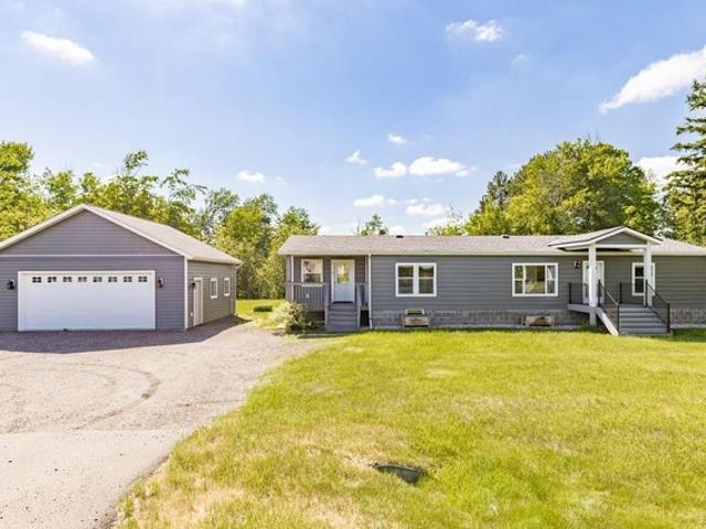 4407 Ugstad Rd, Hermantown, MN 55811