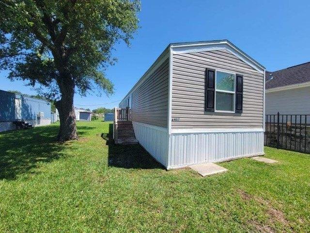 4407 37th St, Dickinson, TX 77539