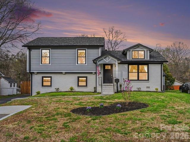 4408 Mapleleaf Ln, Charlotte, NC 28208