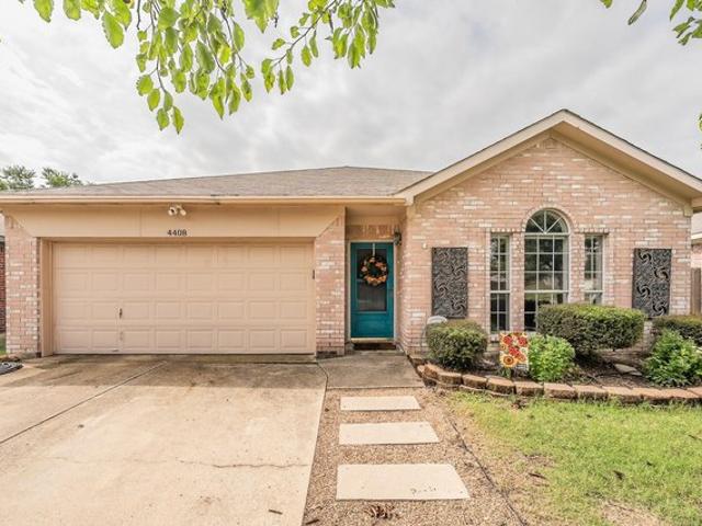 4408 Park Creek Ct, Fort Worth, TX 76137