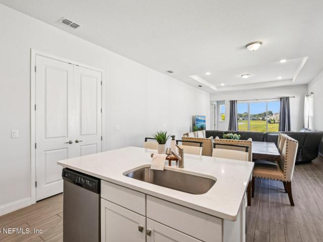 4408 Sun Lily Ct, Jacksonville, FL 32257 | MLS #2140