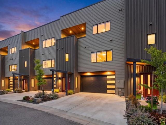 4409 E 24th Ln, Spokane, WA 99223