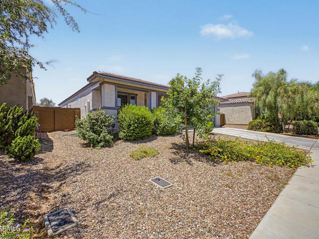 4409 W Vervain Avenue